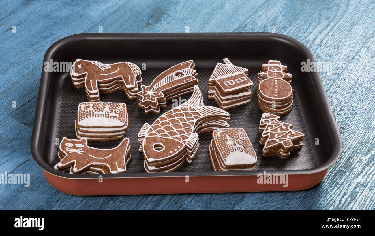 Gingerbread fish hi-res stock photography and images - Alamy