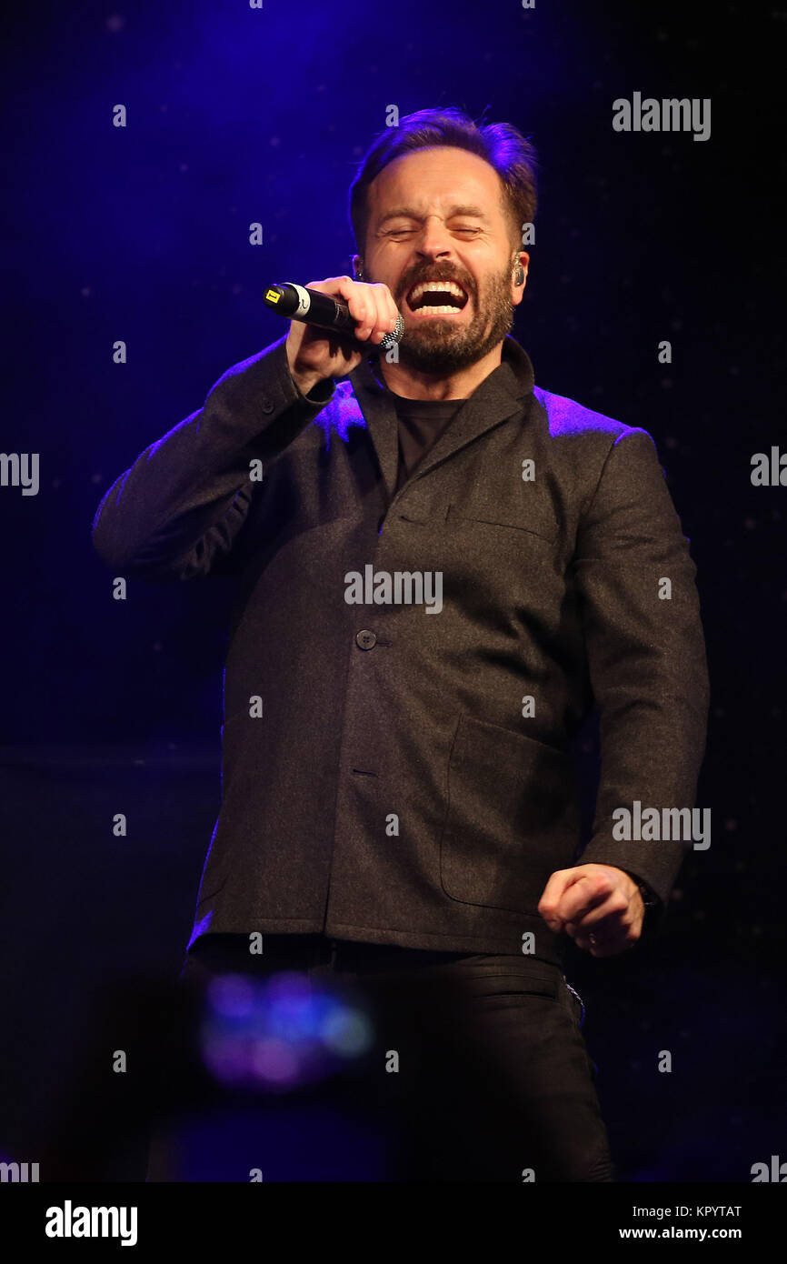 Introduced by the Mayor of Westmister Ian Adams, the Christmas Lights ...