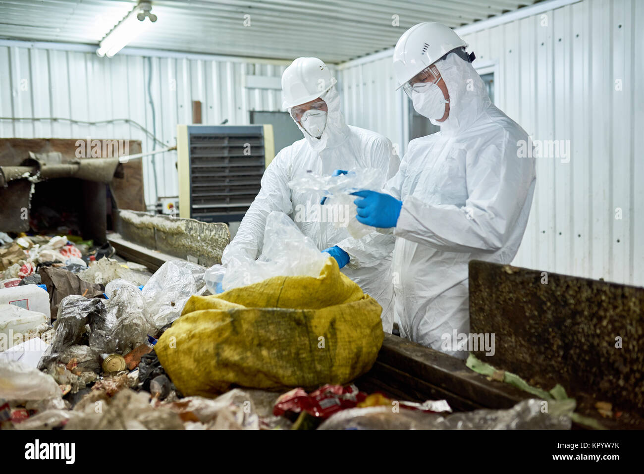 Waste sorting conveyor sorting waste hi-res stock photography and images - Alamy