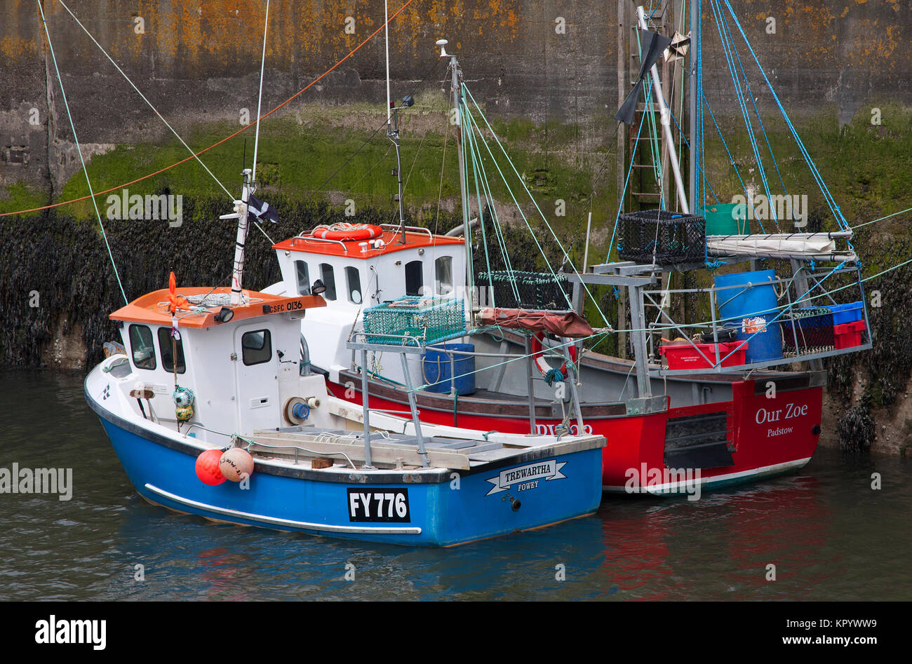 Fishing boats in Padstow Harbour Stock Photo - Alamy