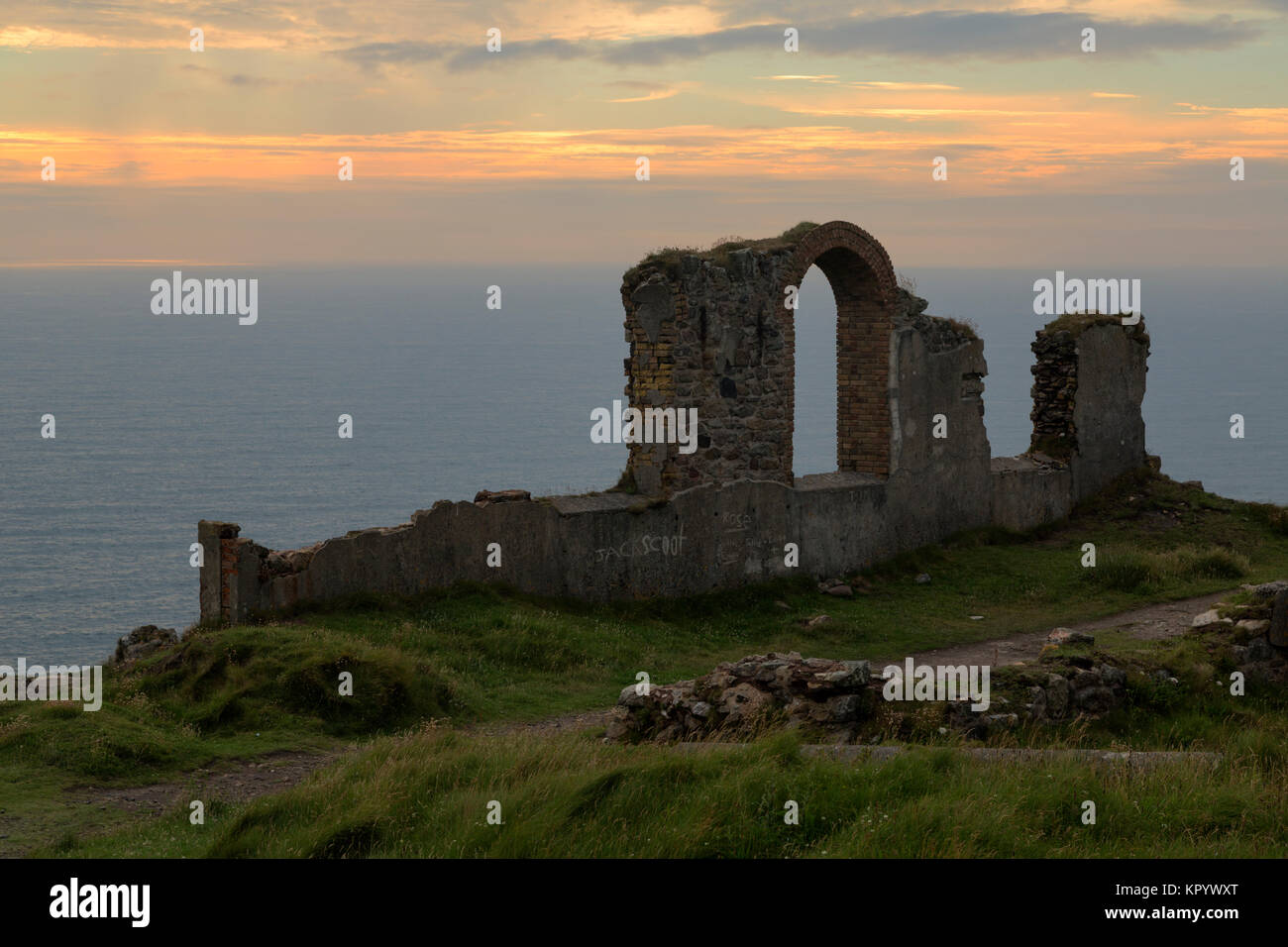 The old decaying powerhouse building at Botallack Mine in Cornwall ...