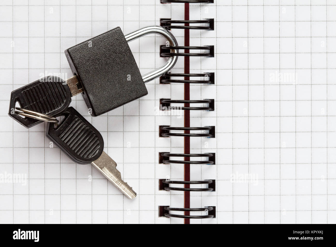Notebook with padlock and keys Stock Photo - Alamy
