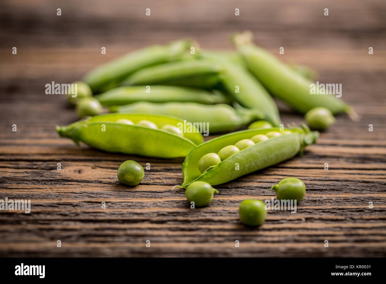 Green, fresh peas Stock Photo - Alamy