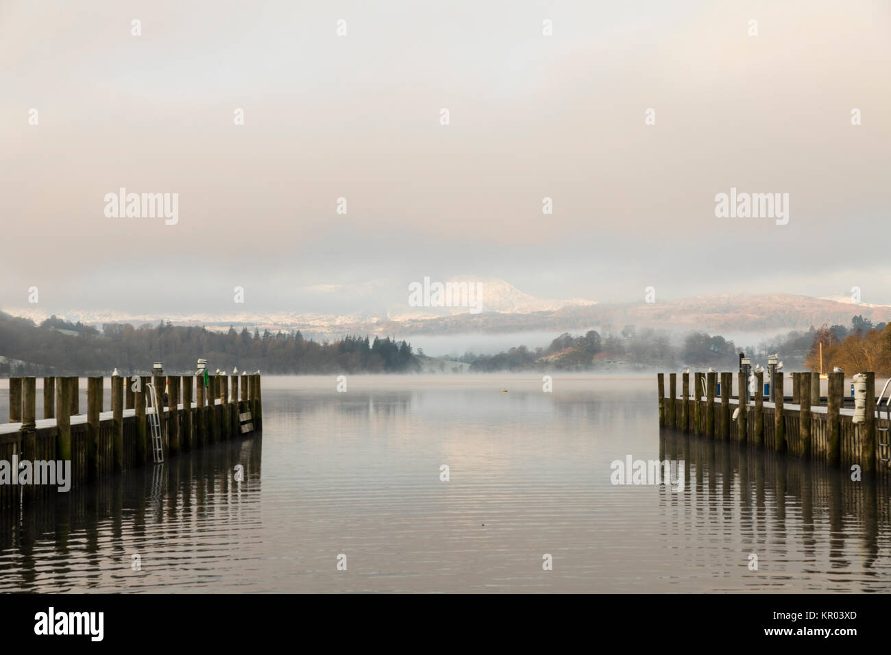 Lake Windermere Winter 2017 Stock Photo - Alamy