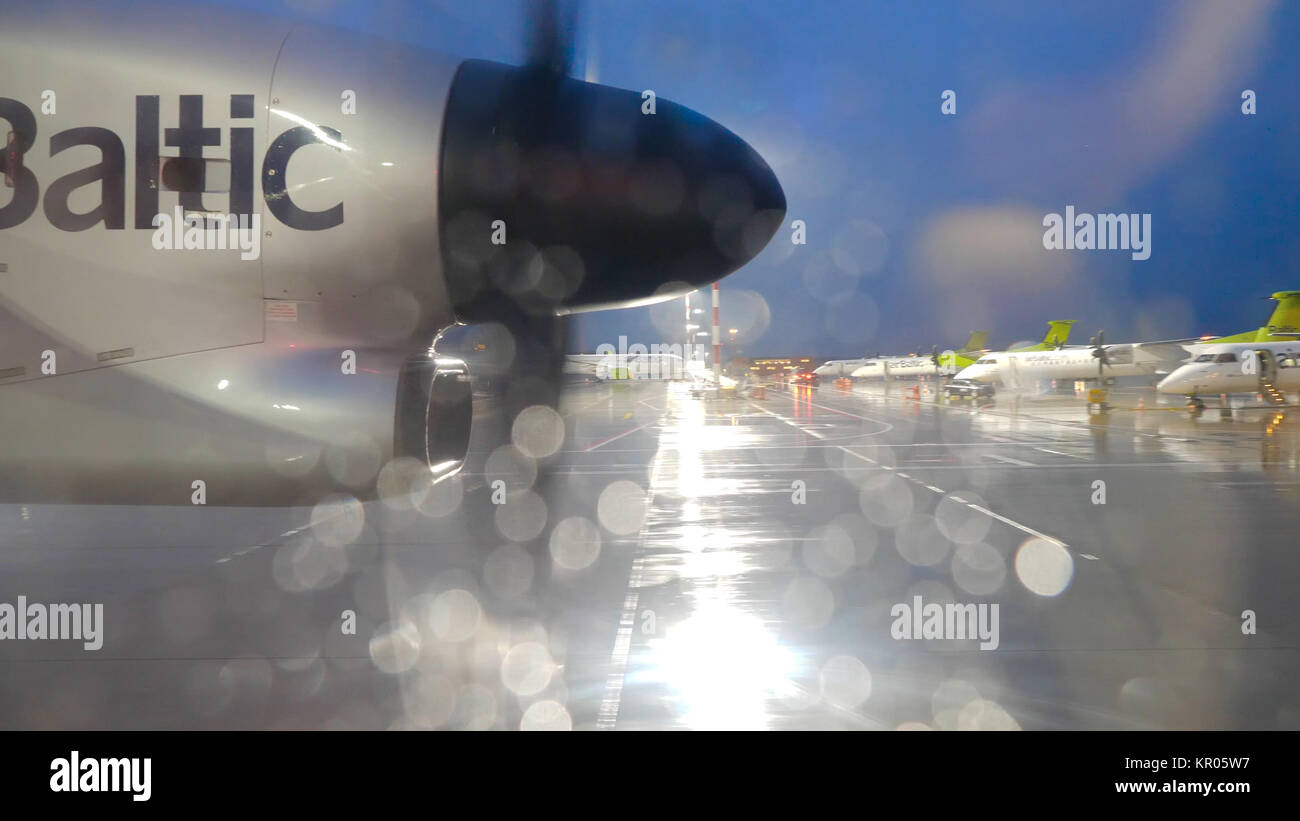 Airplane with propellers on the runway. Propeller of old air plain ...