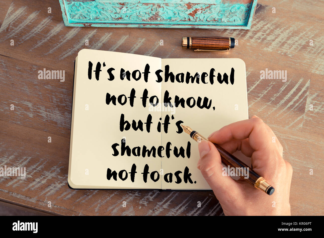 Handwritten quote as inspirational concept image Stock Photo - Alamy