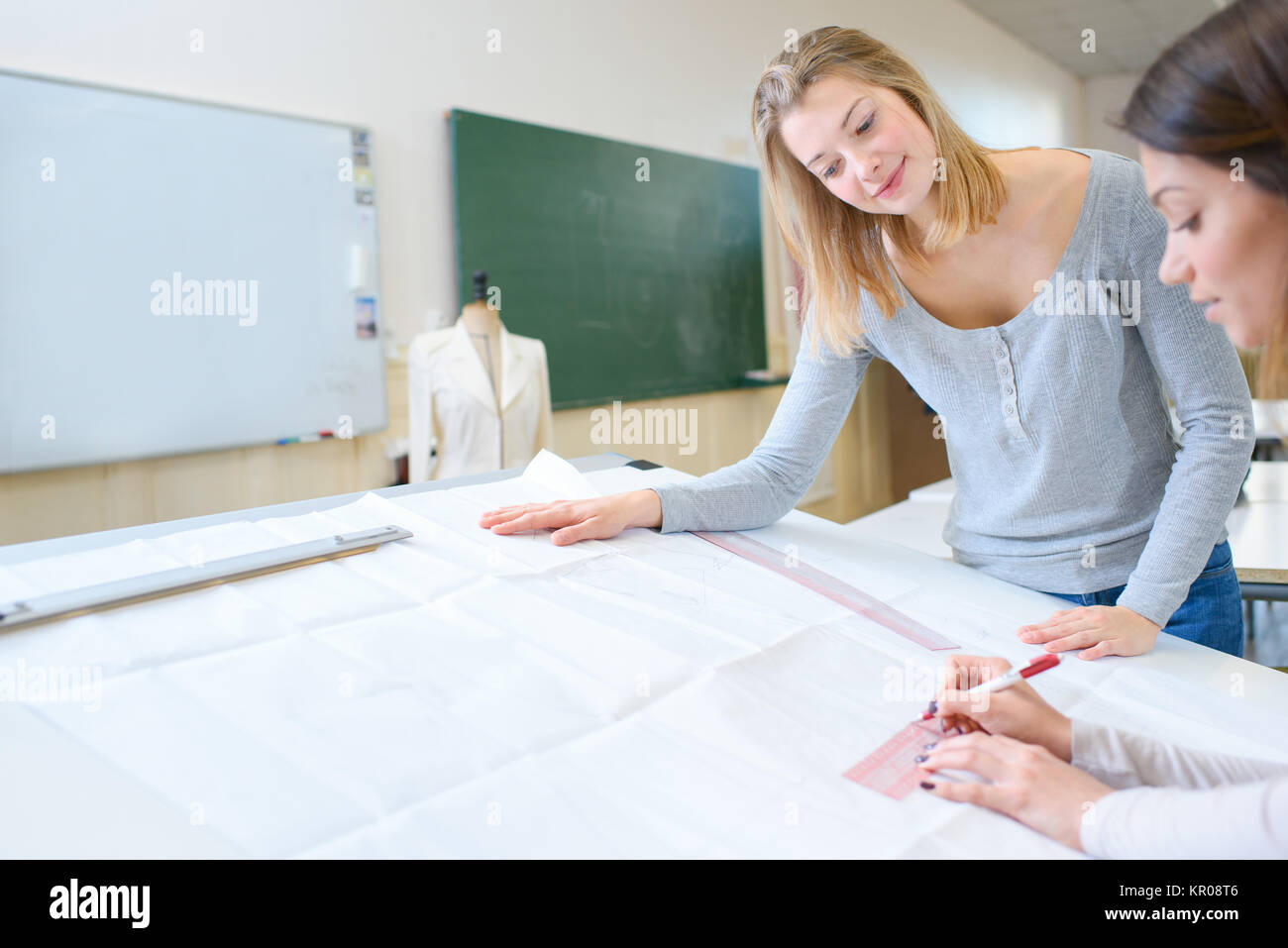 Bussiness class hi-res stock photography and images - Alamy