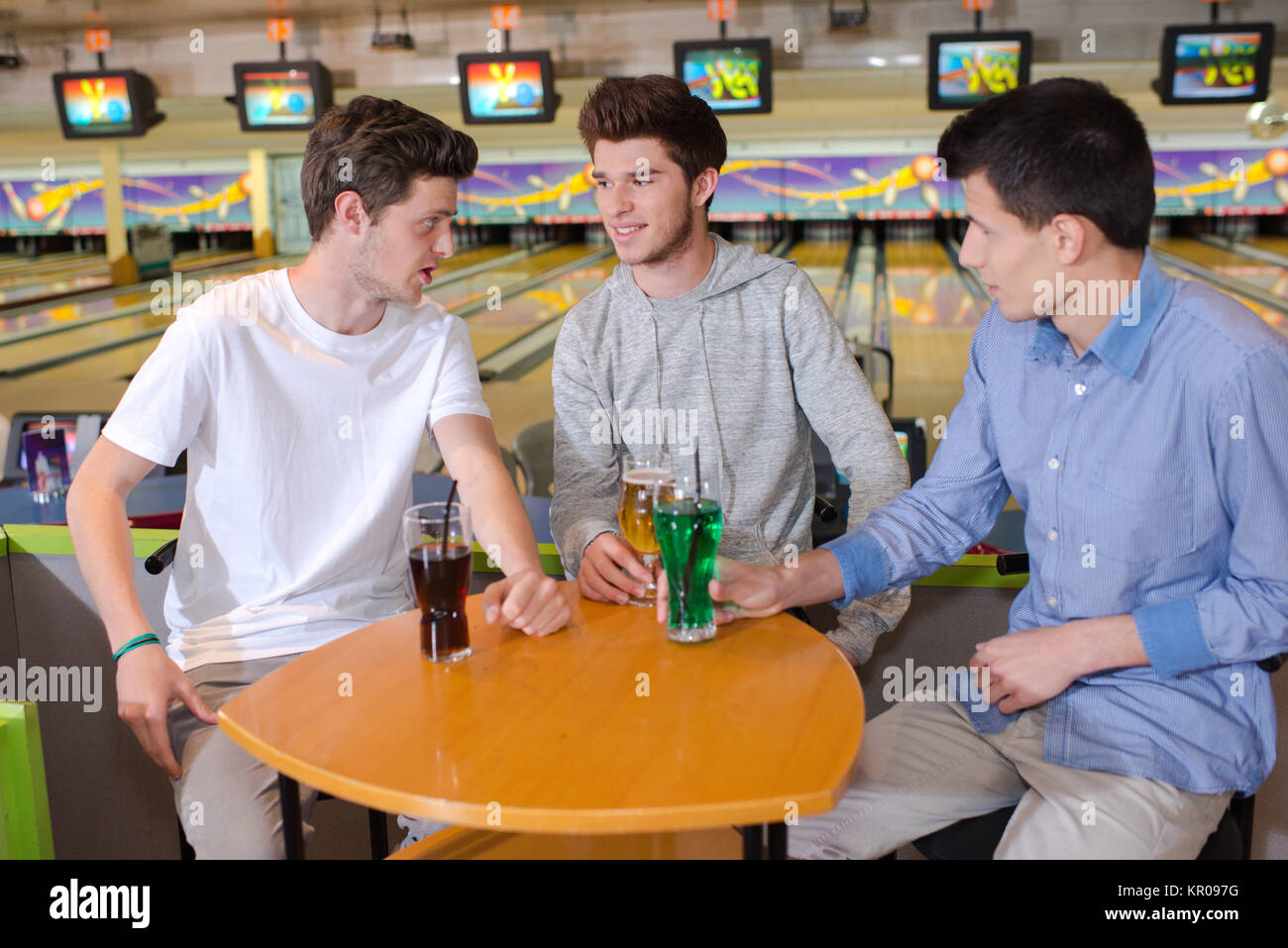 Bowling session hi-res stock photography and images - Alamy