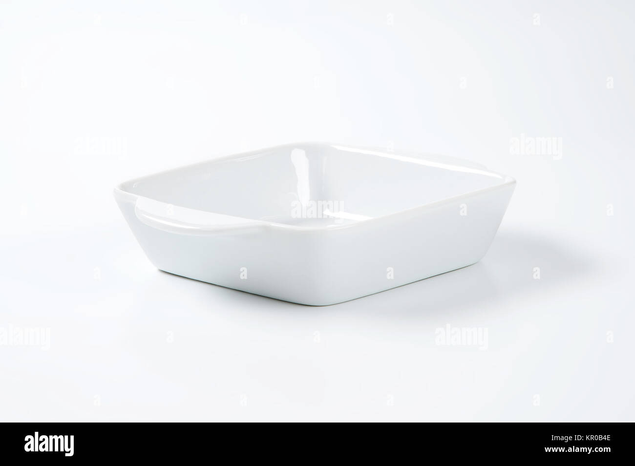 Square ceramic dish hi-res stock photography and images - Alamy