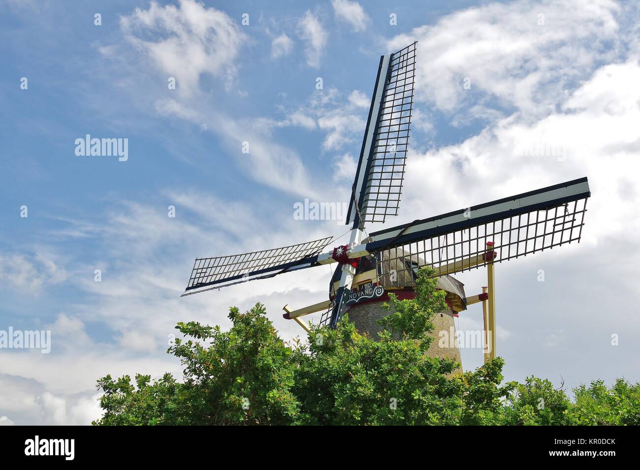 Windmolen zee hi-res stock photography and images - Alamy