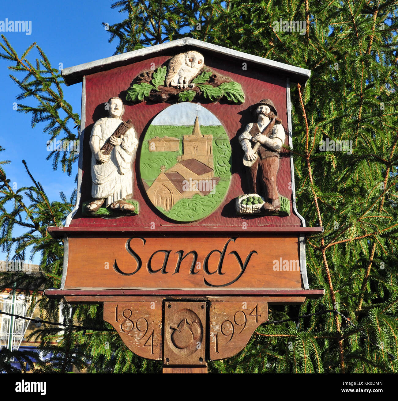 Town sign and emblem, Sandy, Bedfordshire, England, UK Stock Photo - Alamy