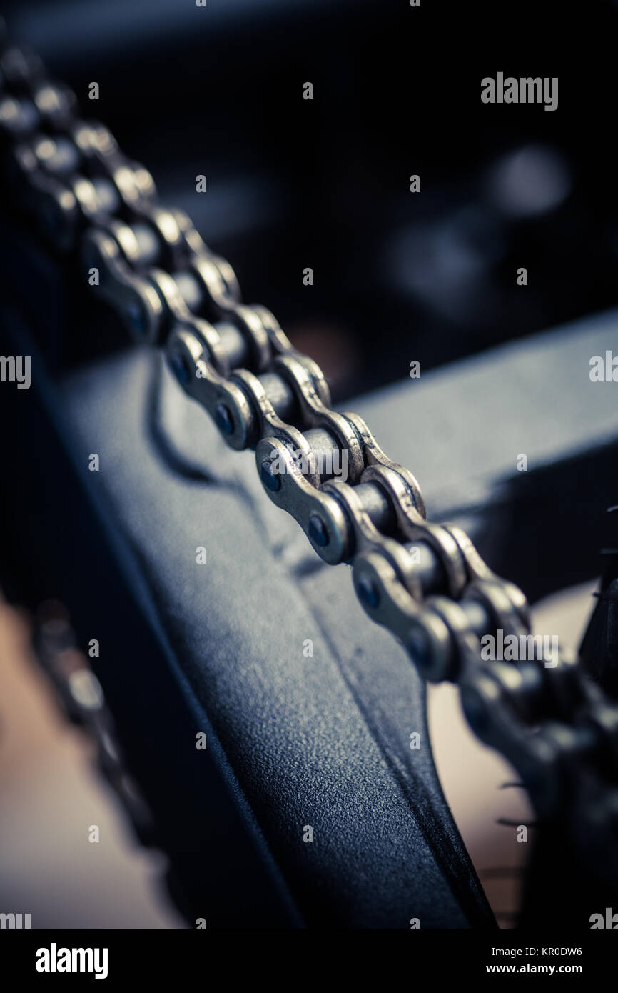 Motorcycle chain detail Stock Photo - Alamy