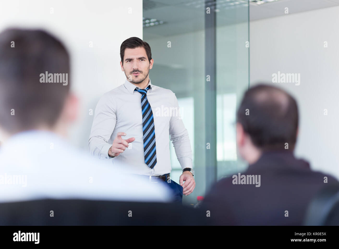 Business team office meeting Stock Photo - Alamy
