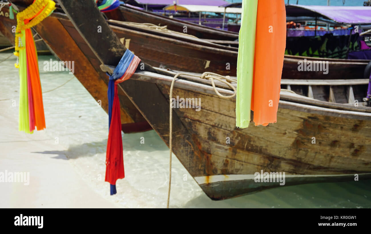 traditional longtail boat Stock Photo - Alamy