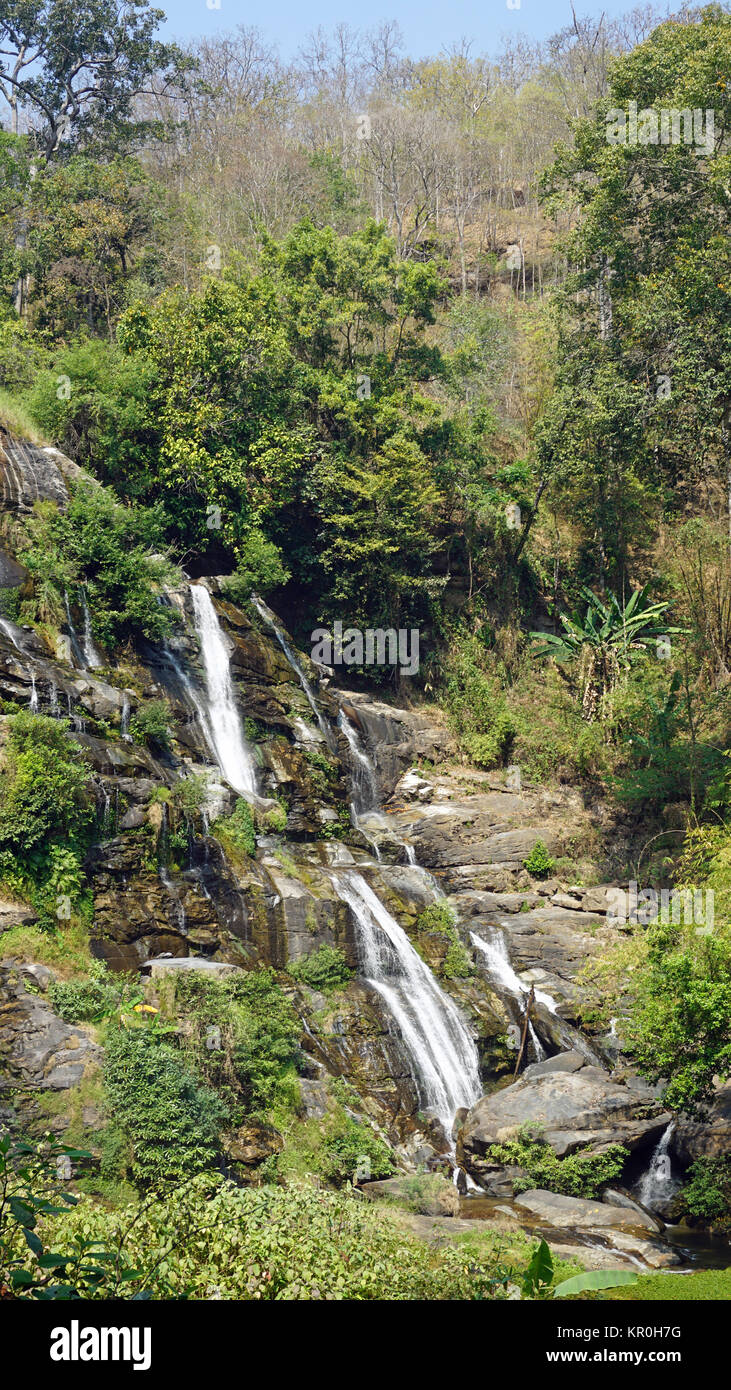 mae ya waterfall Stock Photo - Alamy