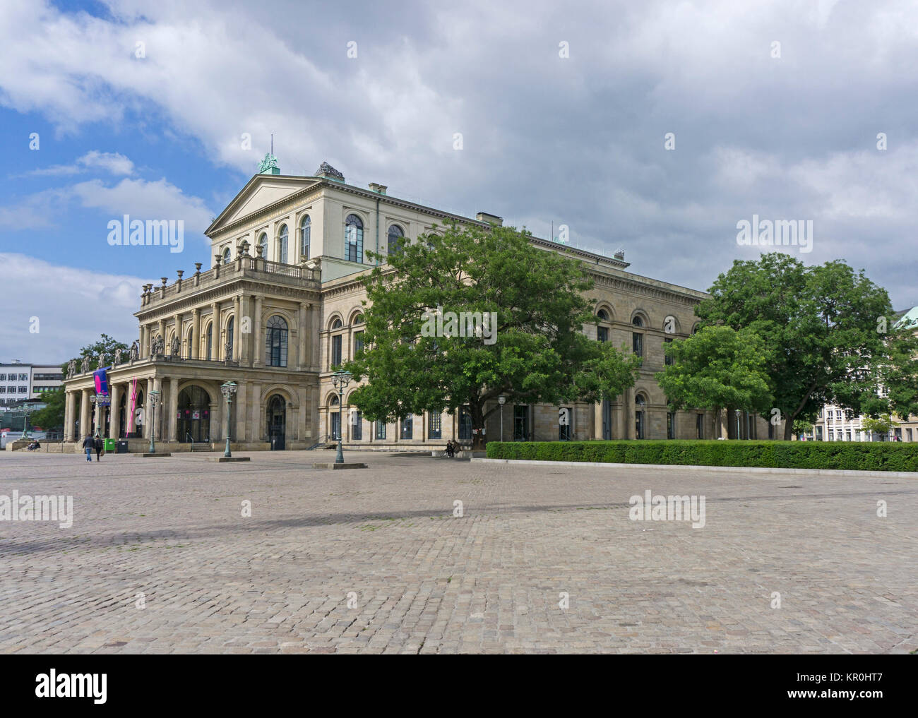 Hanover state opera house hi-res stock photography and images - Alamy