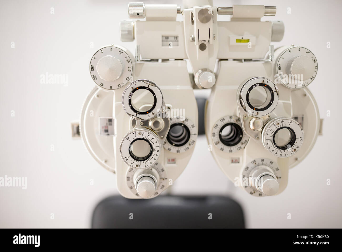 Phoropter, ophthalmic testing device machine Stock Photo - Alamy