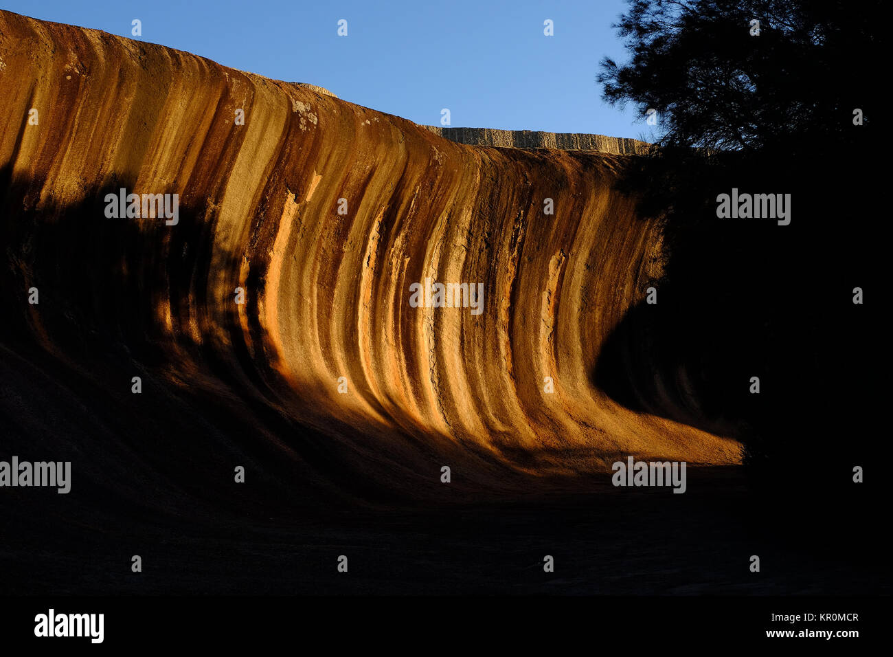 Waverock hi-res stock photography and images - Alamy