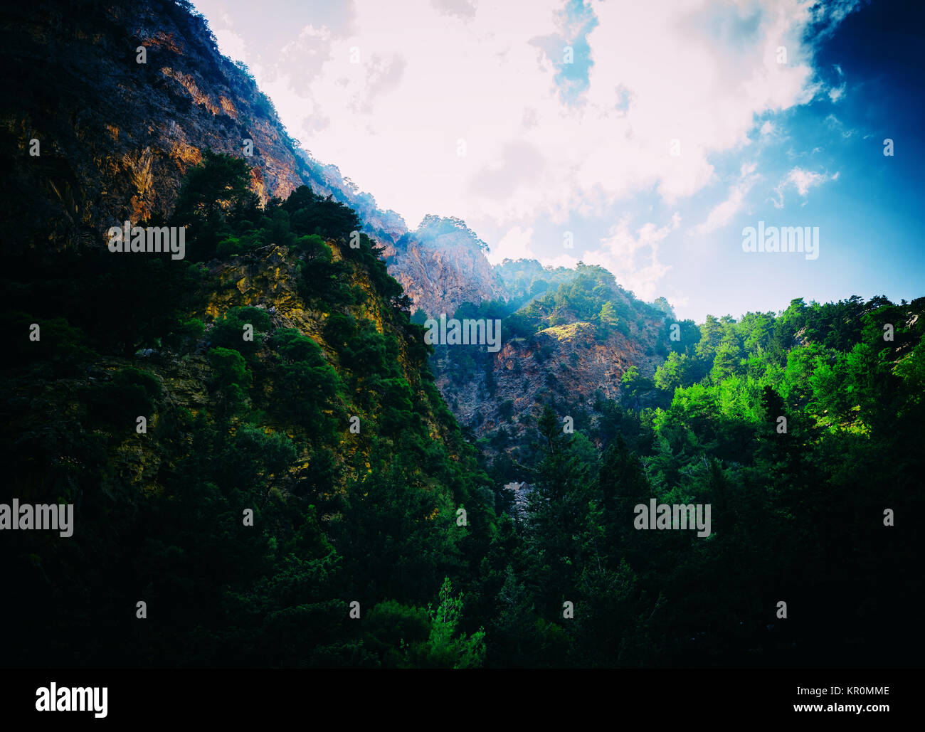 Horizontal mountains ray light landscape Stock Photo - Alamy