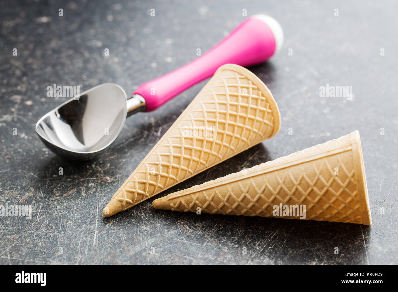 Ice cream pipe hi-res stock photography and images - Alamy