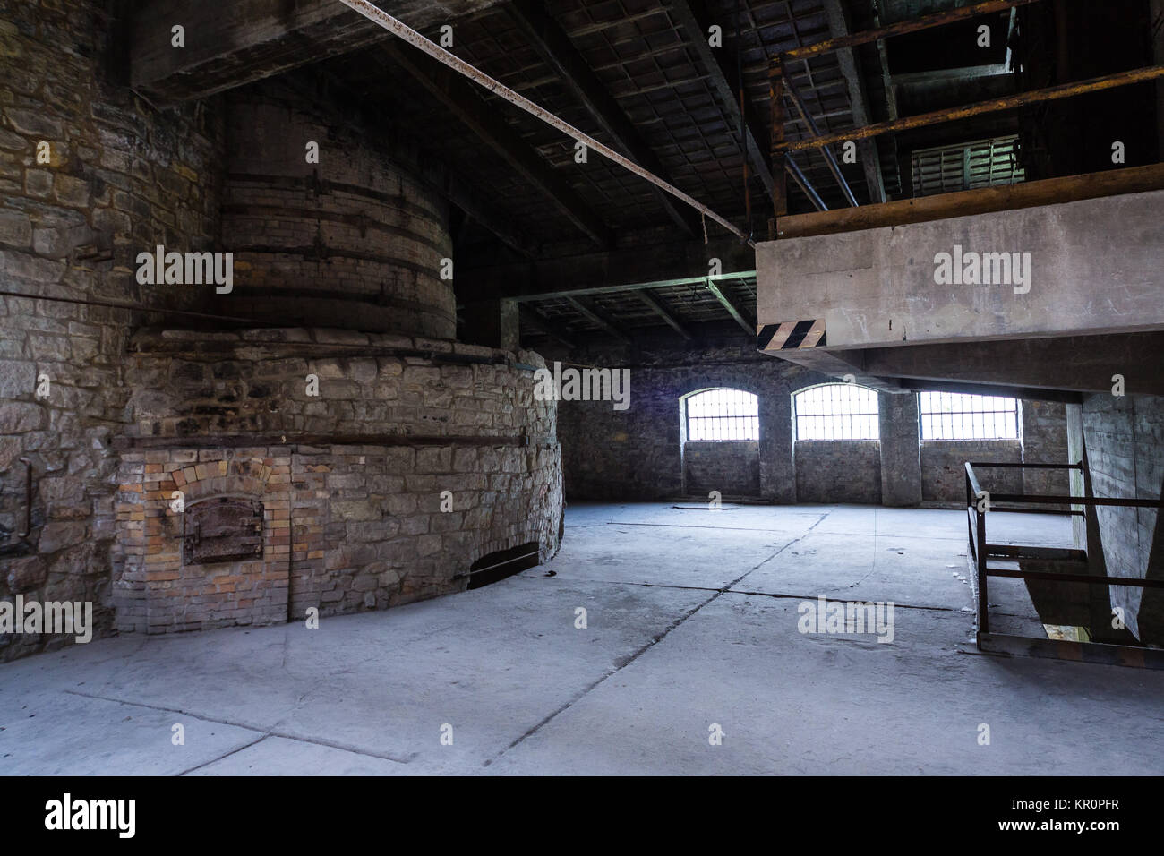 old historic CEMENT PRODUCTION kiln oven brick walls Stock Photo - Alamy