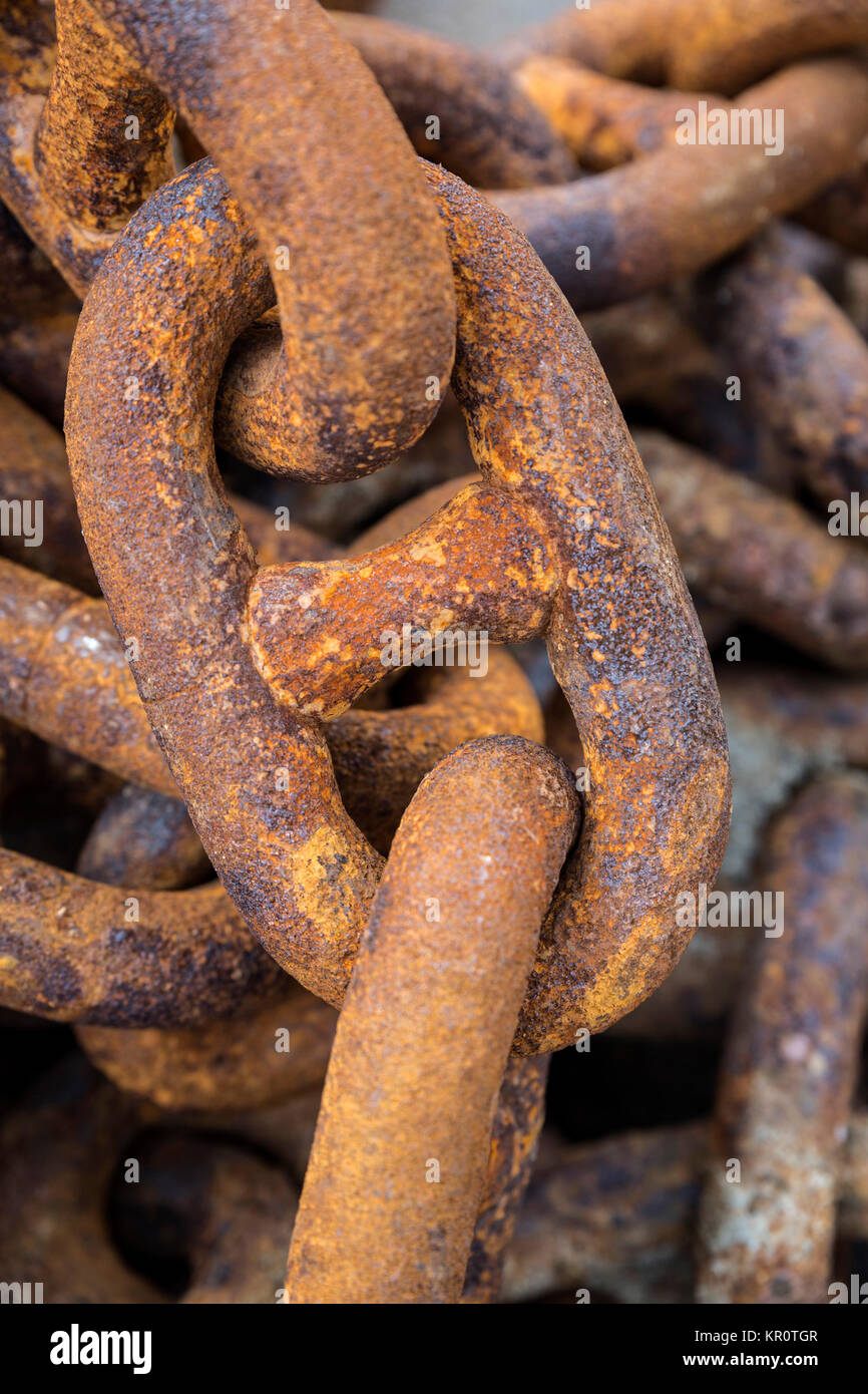 rusty iron chains in detail Stock Photo - Alamy