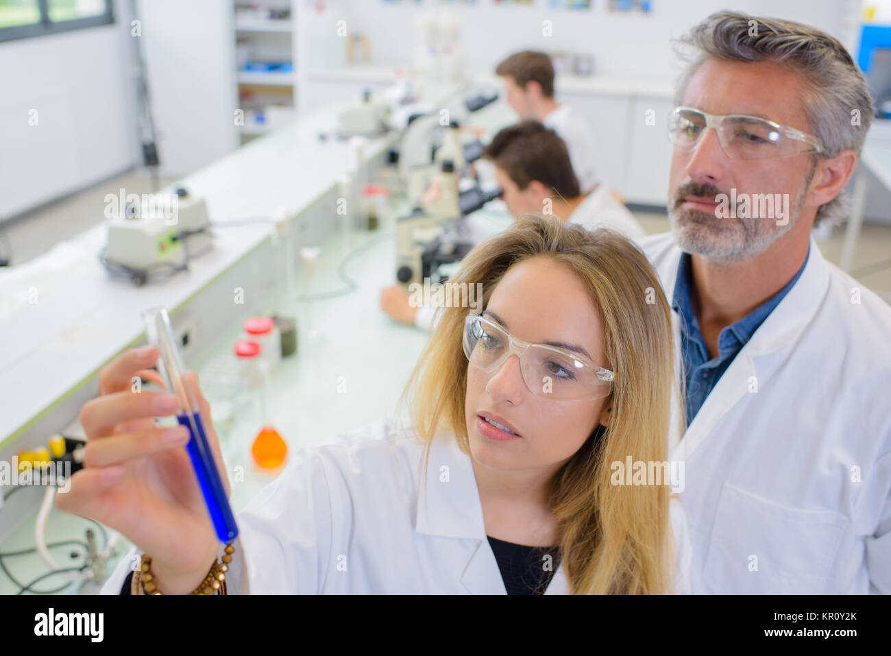 Teaching experimental physics hi-res stock photography and images - Alamy