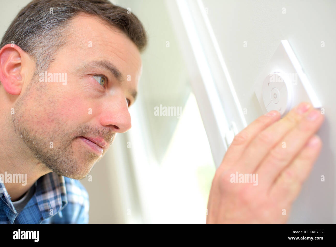 Electrical fittings hi-res stock photography and images - Alamy