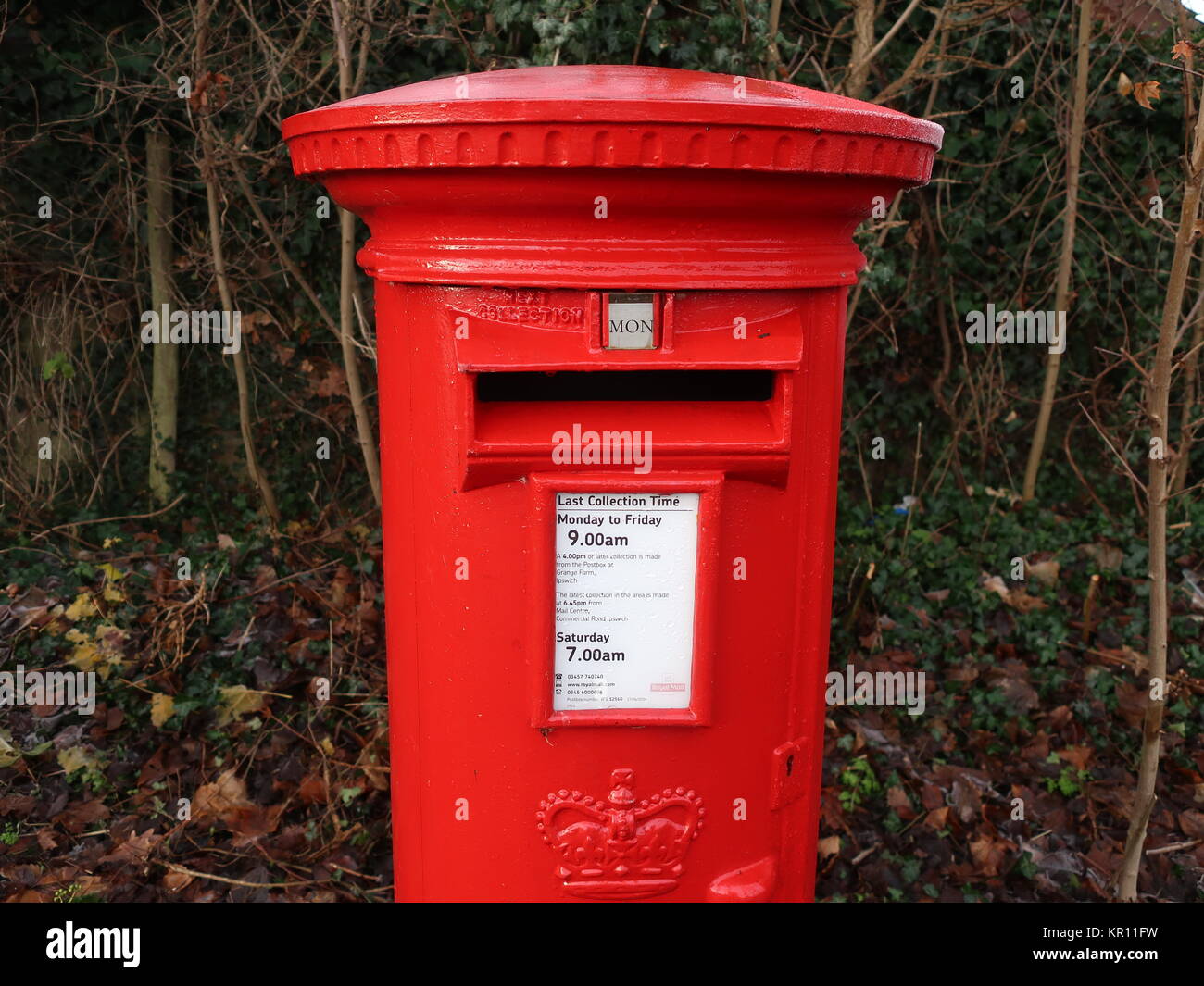Royal Mail red pillar letter box / post box in Kesgrave, Suffolk Stock ...