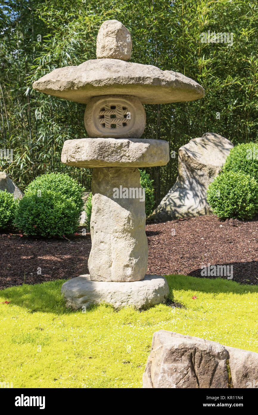Japanese stone lamp closeup Stock Photo - Alamy