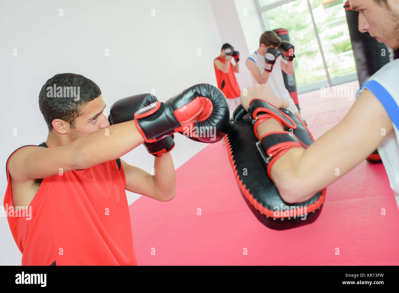 Free sparring hi-res stock photography and images - Alamy