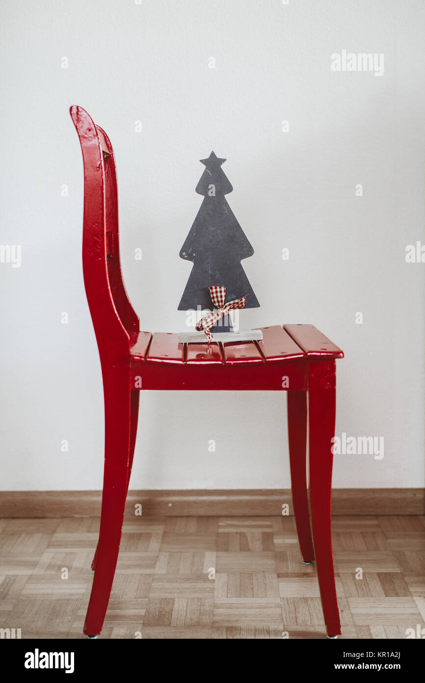 Chair of the tree hi-res stock photography and images - Alamy