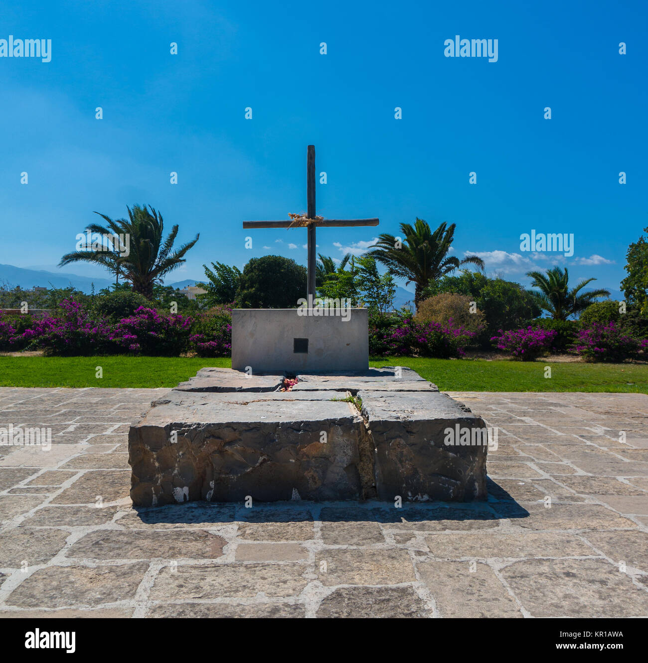 Nikos Kazantzakis grave in Herakleion of Crete in Greece Stock Photo ...