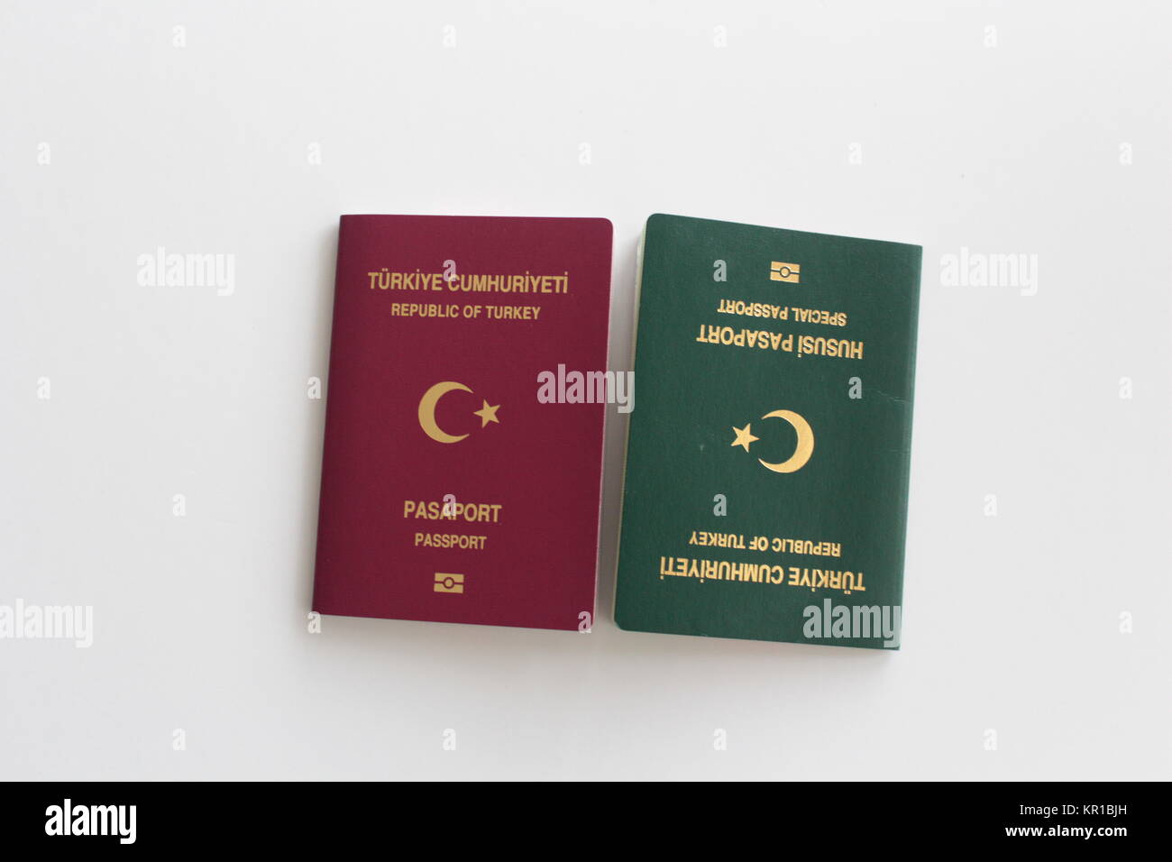 Turkish passport hi-res stock photography and images - Alamy