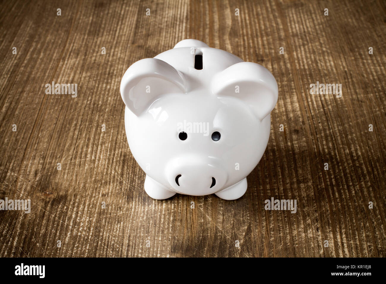 Front view of piggy bank Stock Photo - Alamy