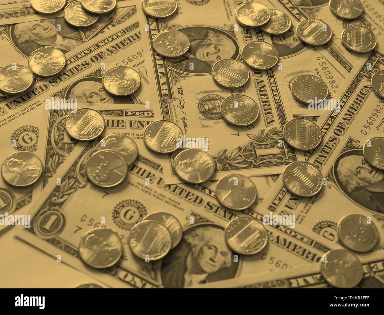 Coins and notes hi-res stock photography and images - Alamy