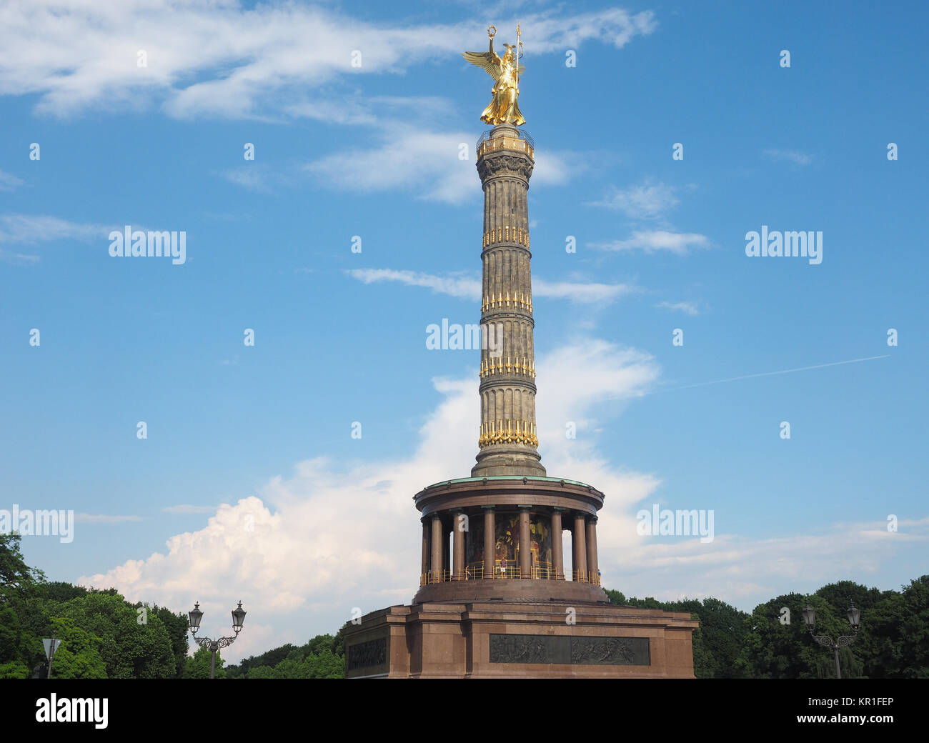 Angels of victory hi-res stock photography and images - Alamy