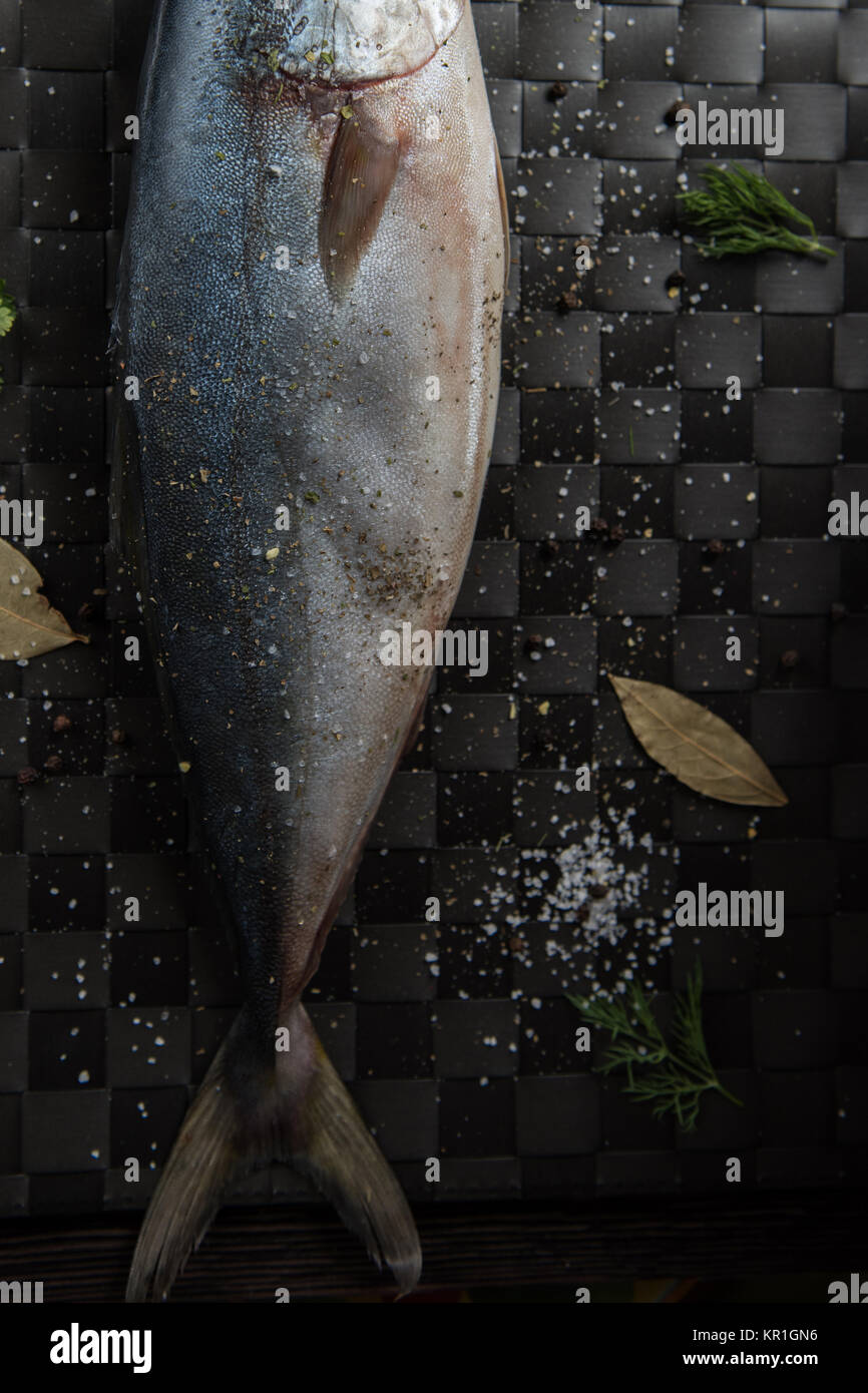 raw tuna fish Stock Photo - Alamy