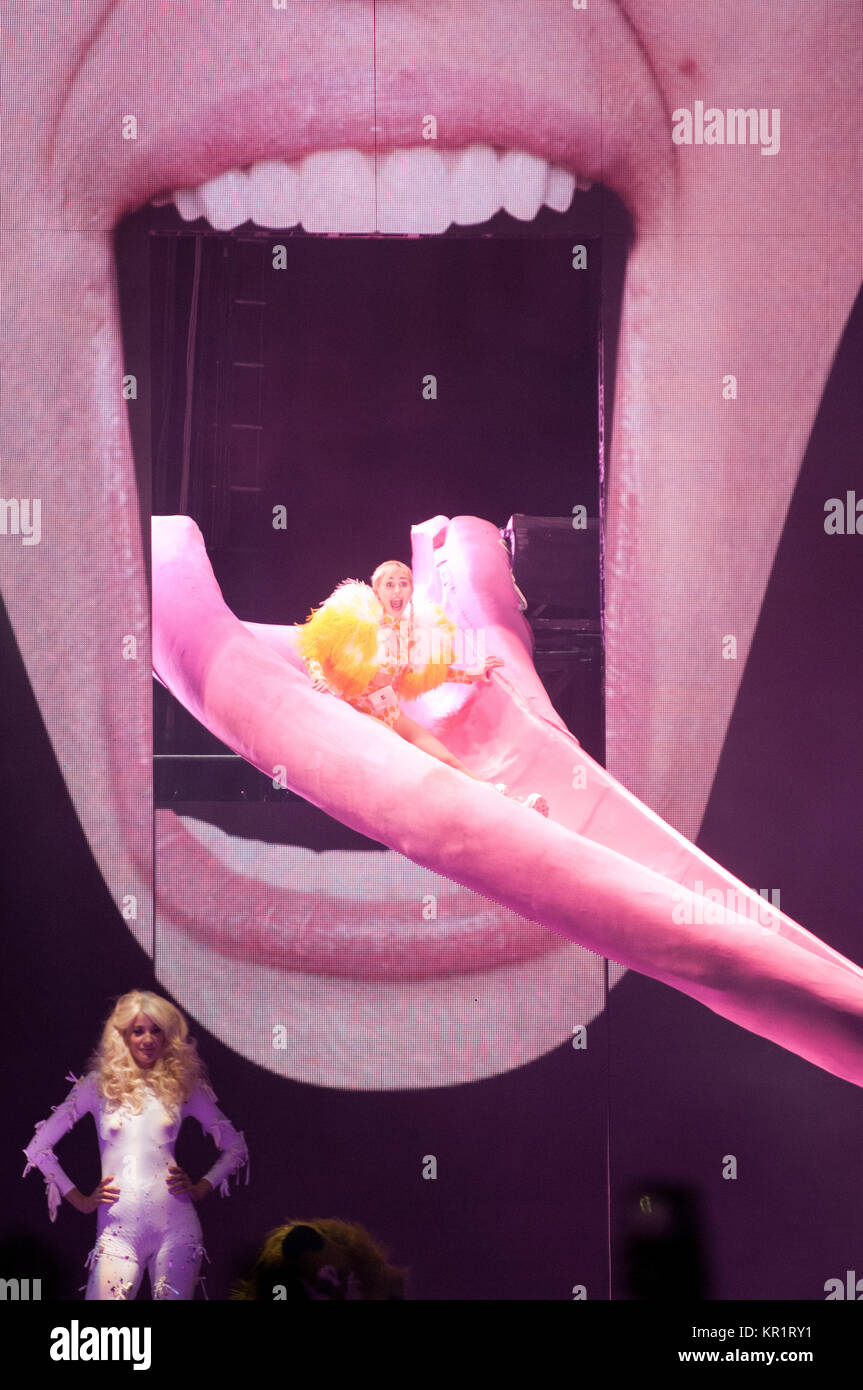 SYDNEY, AUSTRALIA - OCTOBER 17: Miley Cyrus performs her Bangerz Tour ...