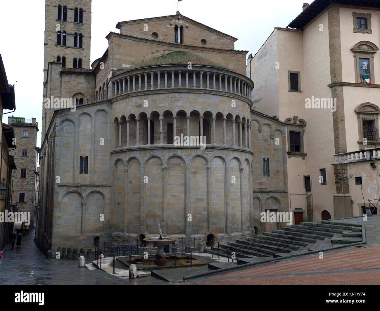 Arezzo - Romanesque Apse of Santa Maria della Pieve in Piazza Grande ...