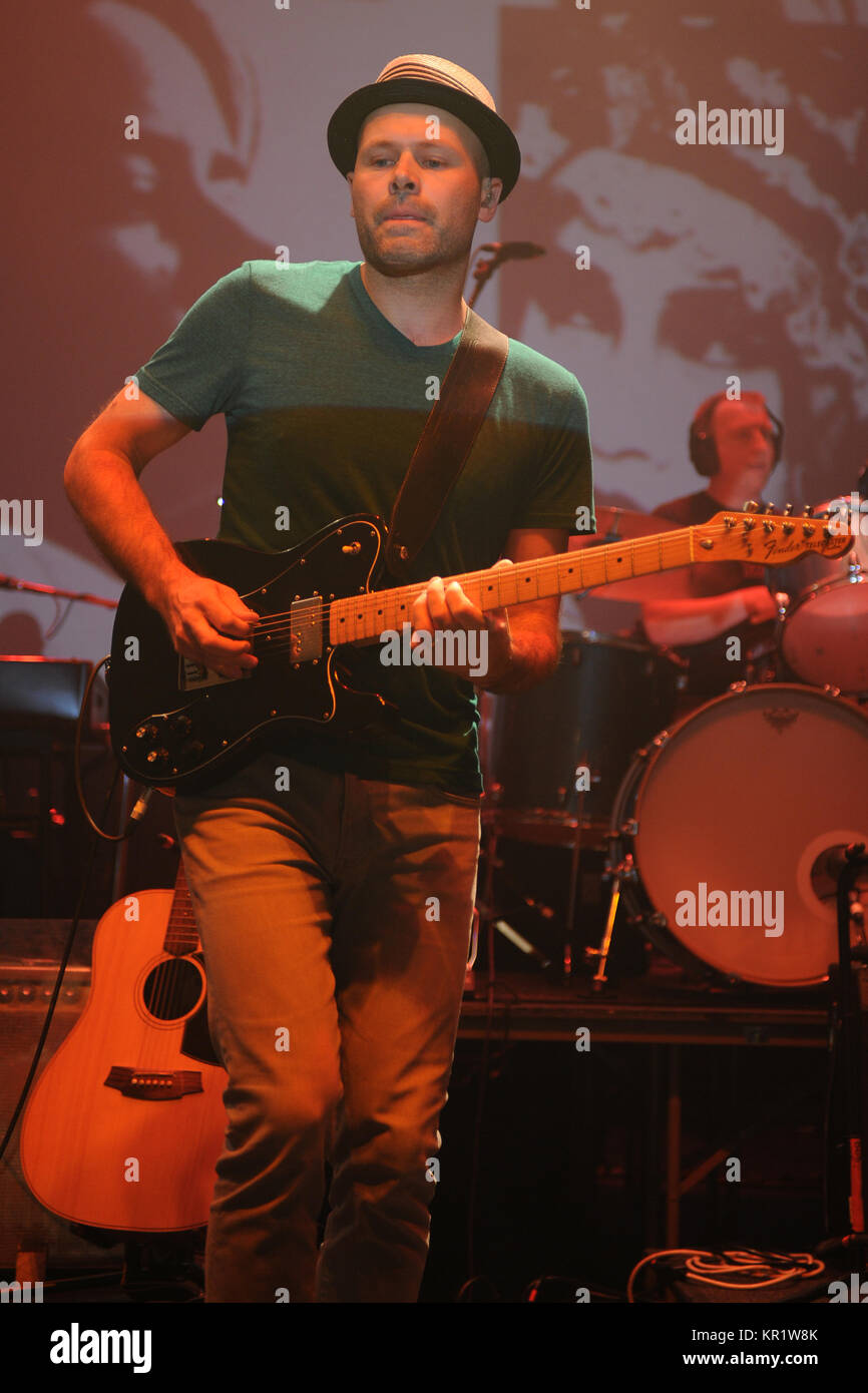 Mick cooke hi-res stock photography and images - Alamy