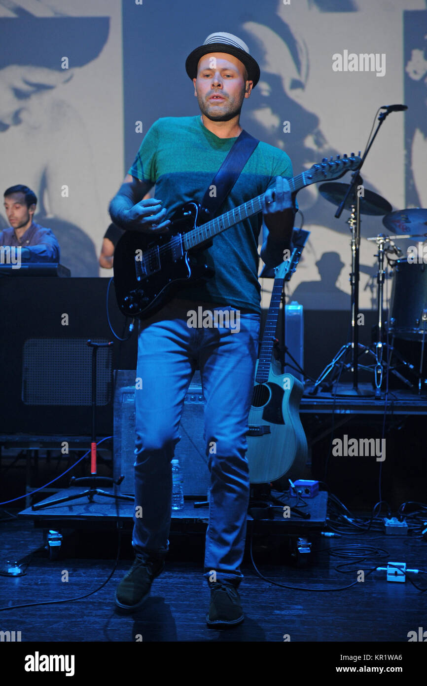 MIAMI BEACH, FL - SEPTEMBER 28: Mick Cooke, Richard Colburn, Bobby ...