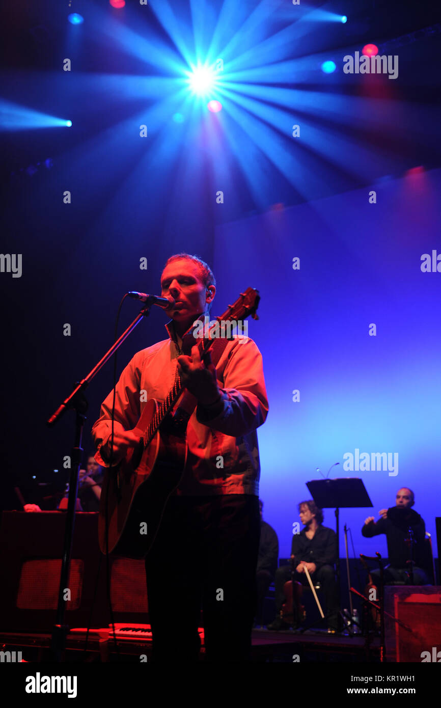 MIAMI BEACH, FL - SEPTEMBER 28: Mick Cooke, Richard Colburn, Bobby ...