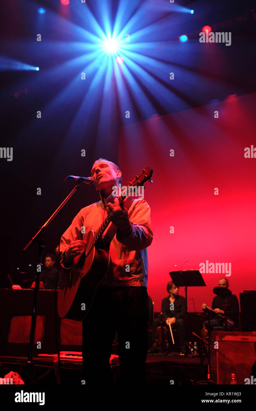 MIAMI BEACH, FL - SEPTEMBER 28: Mick Cooke, Richard Colburn, Bobby ...