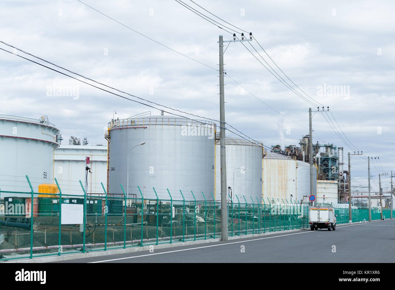 Oil tank in industrial plant Stock Photo - Alamy