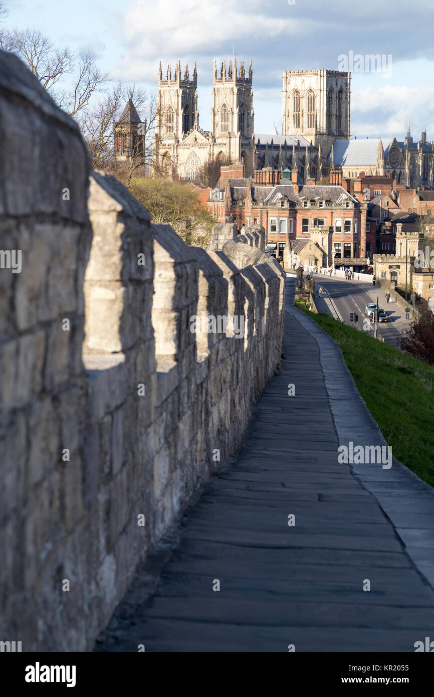 York cathedral hi-res stock photography and images - Alamy