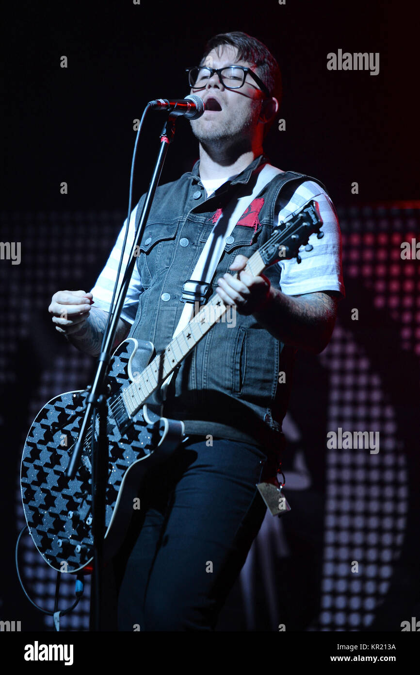 Hawthorne heights hi-res stock photography and images - Alamy