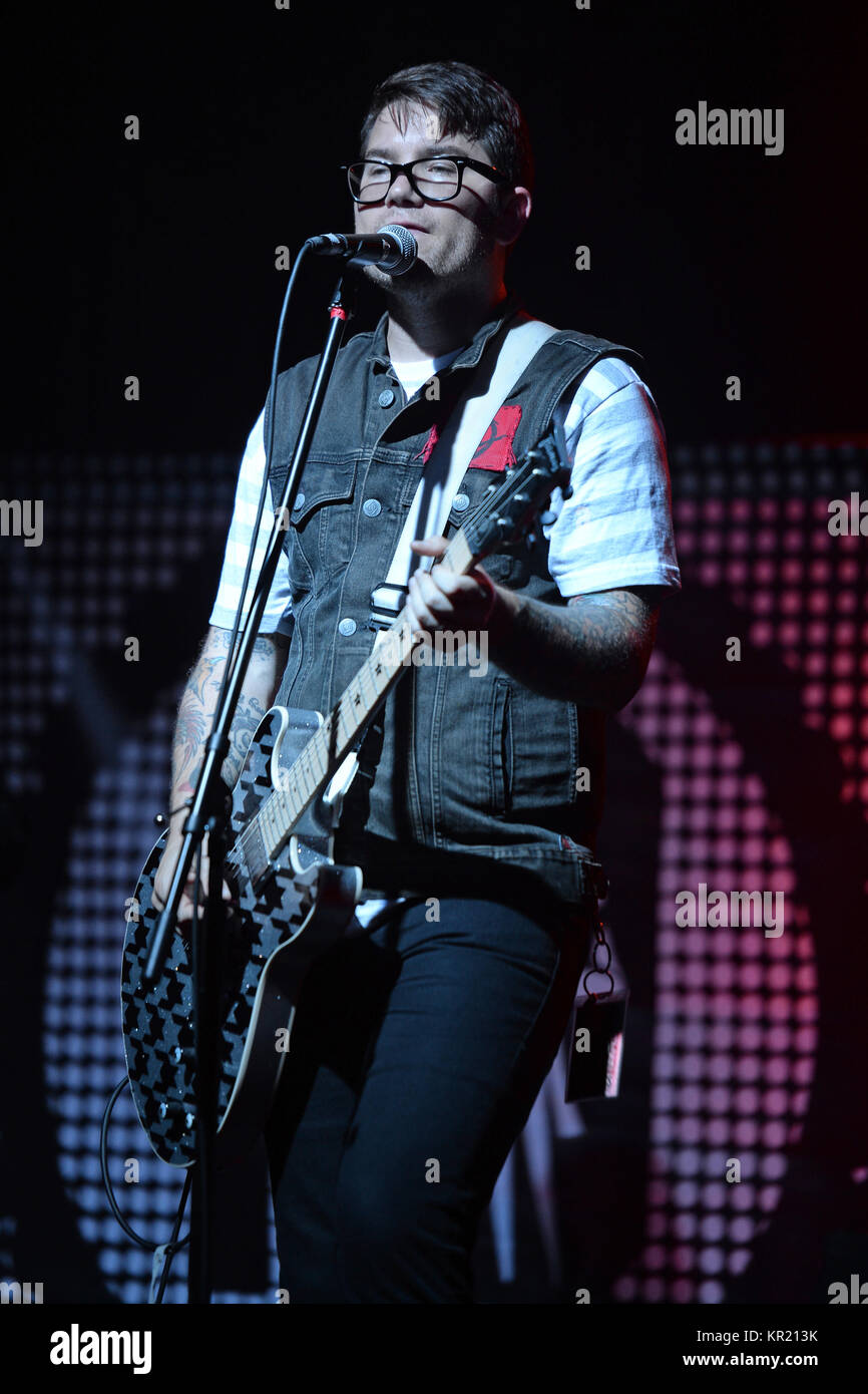 Hawthorne heights hi-res stock photography and images - Alamy