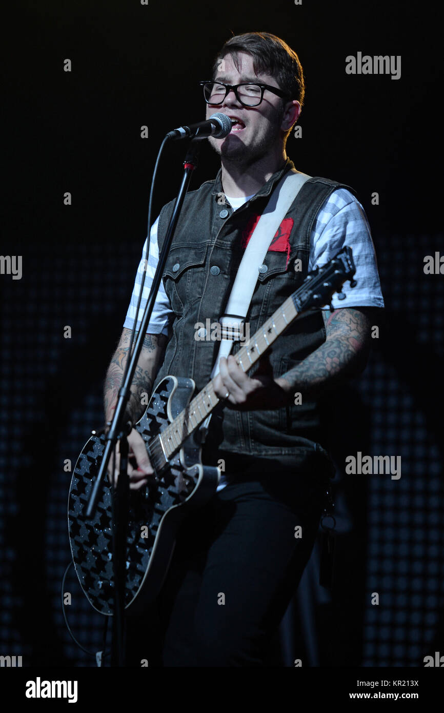 FORT LAUDERDALE FL - SEPTEMBER 22: J.T. Woodruff of Hawthorne Heights ...