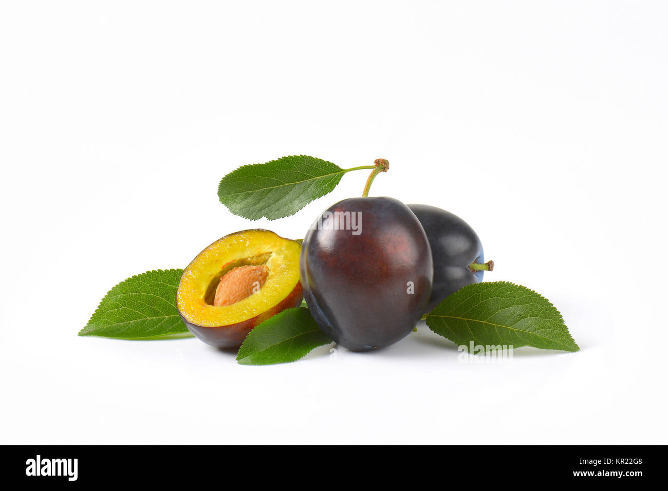 ripe damson plums Stock Photo - Alamy